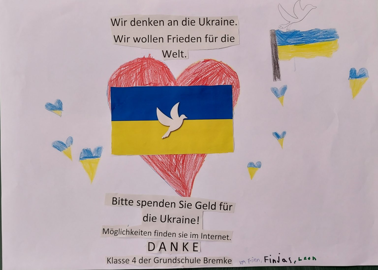 Plakataktion für den Frieden – Klasse 4 der Grundschule Bremke ...